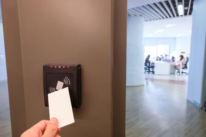 What Is an RFID Access Control System: Costs and Applications | Swiftlane