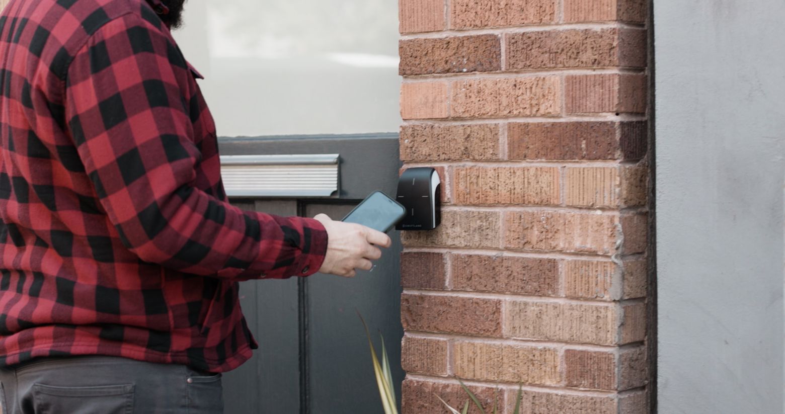 Guide to Key Fob Systems for Gyms | Swiftlane